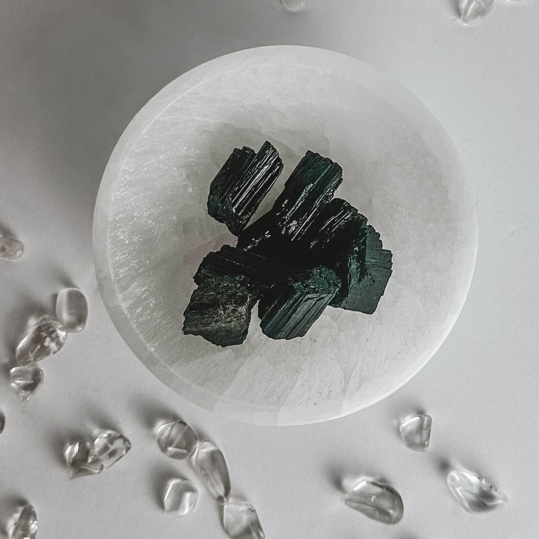 TUMBLES l POINTS l RAW – Crystal Clarity